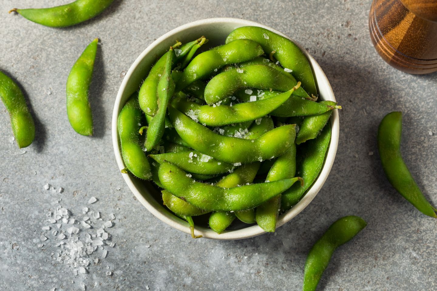 20 High-Protein, Low-Carb Snacks to Energize You All Day Long